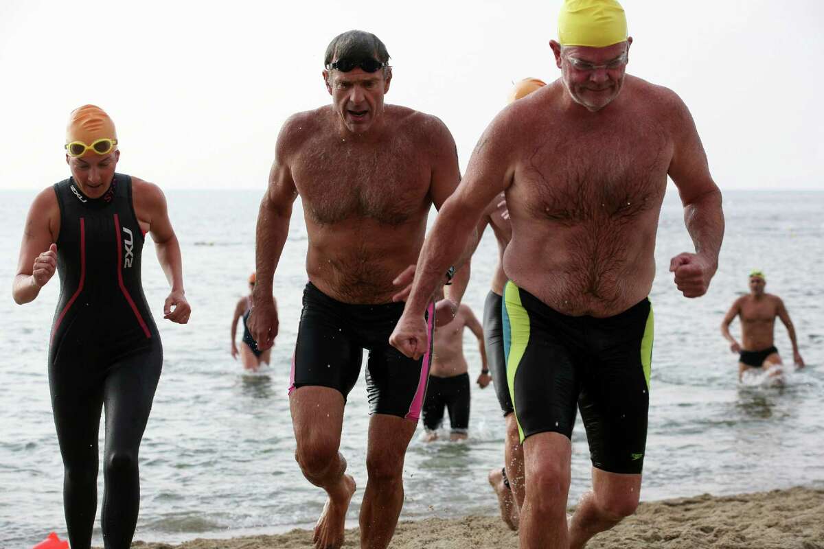 Yale's McDermott wins 26th annual One Mile Swim