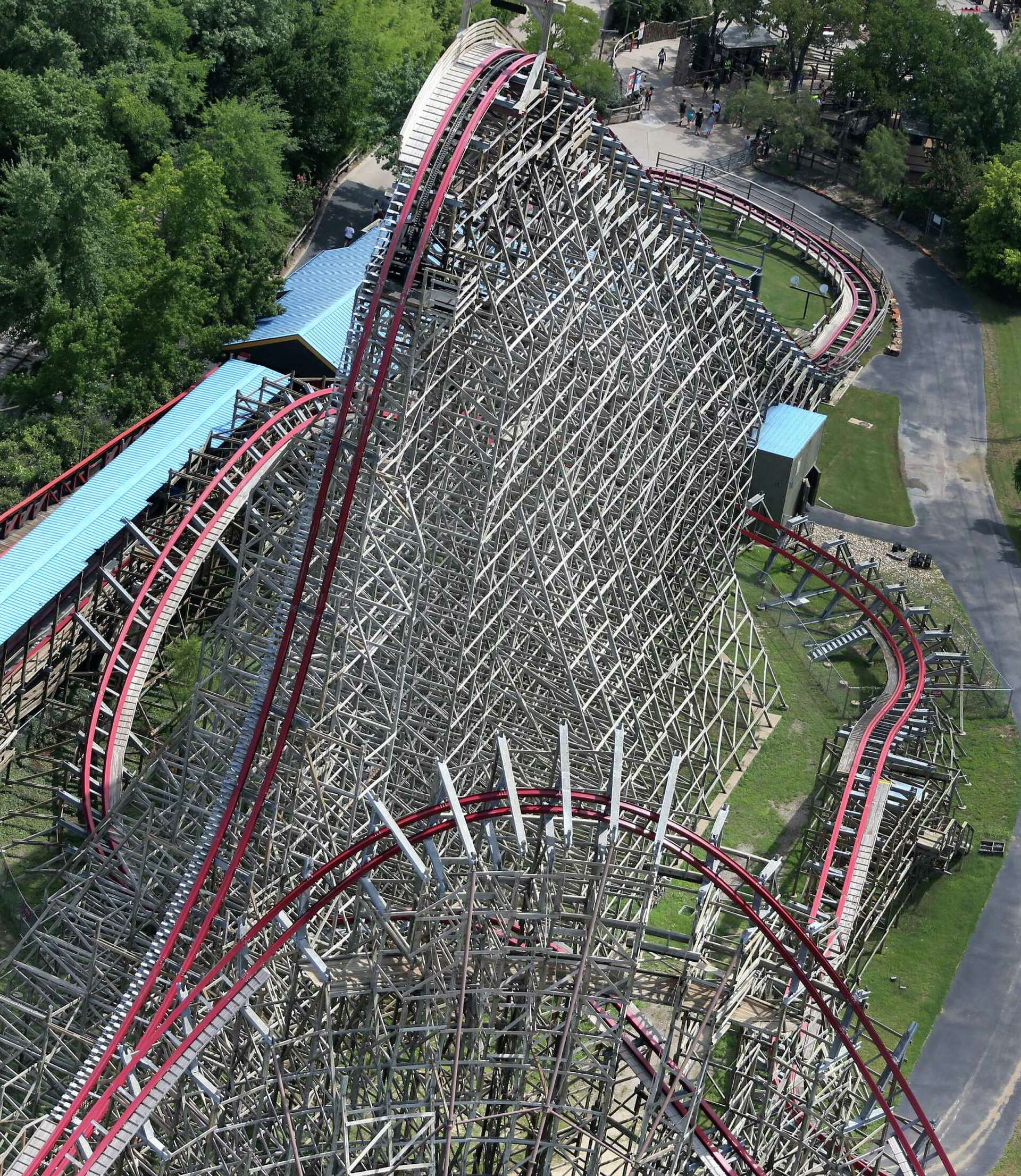 Family sues Six Flags just as ride reopens after fatal accident