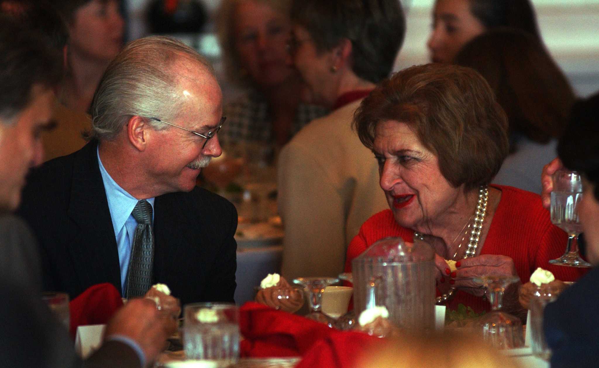 Helen Thomas 'clearly was a pioneer'