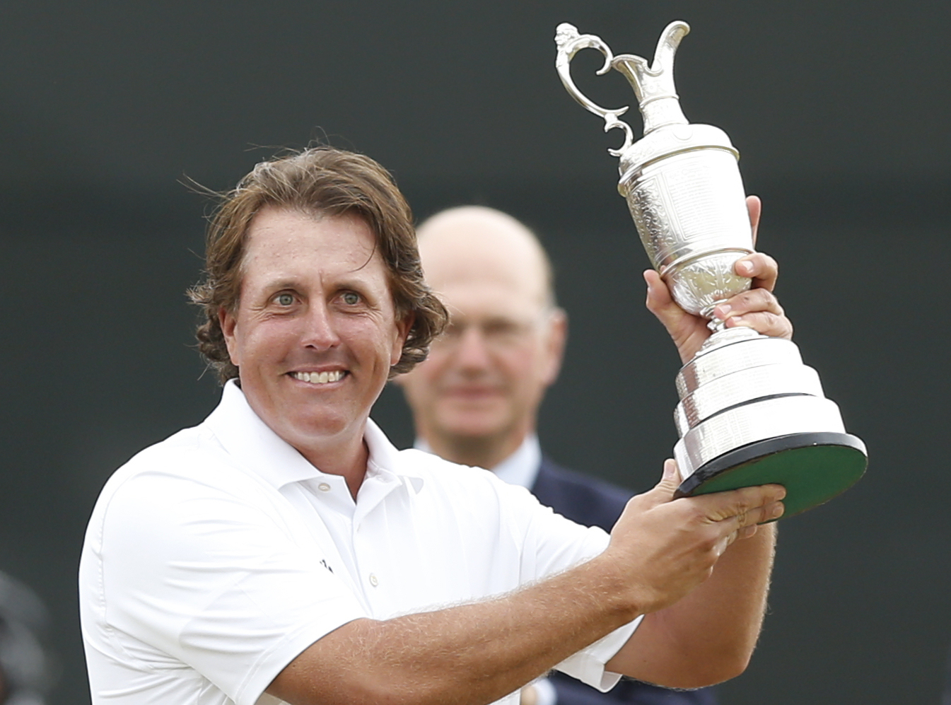 Mickelson simply magical