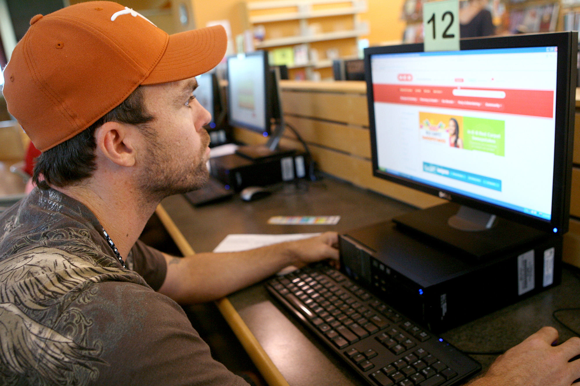 Library board eyeing filters for computers