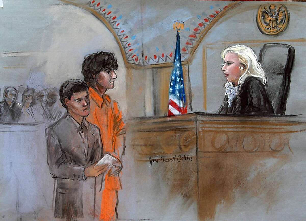 Cop who leaked bombing suspect photos disciplined