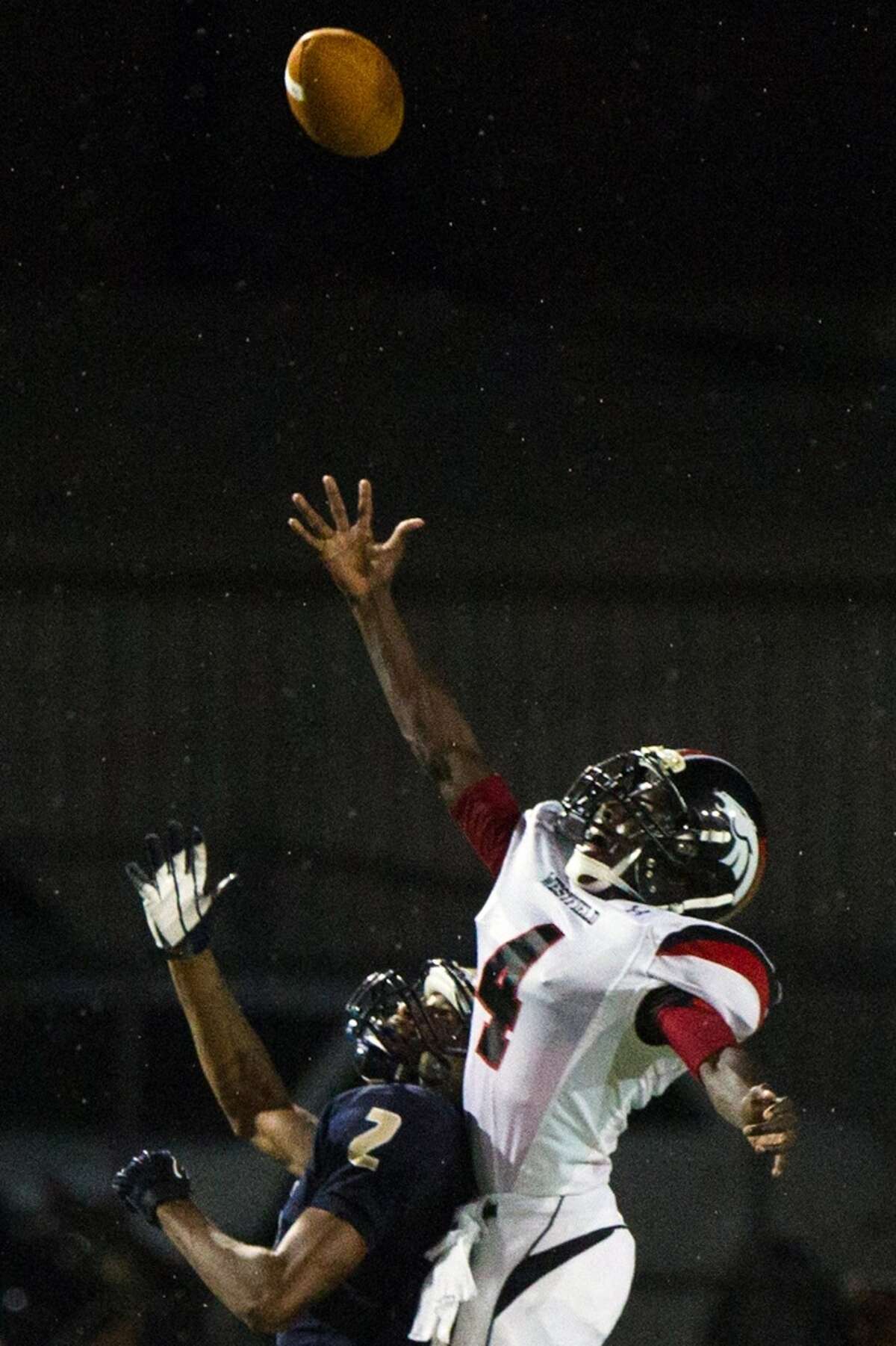 Navasota has key personnel to defend title