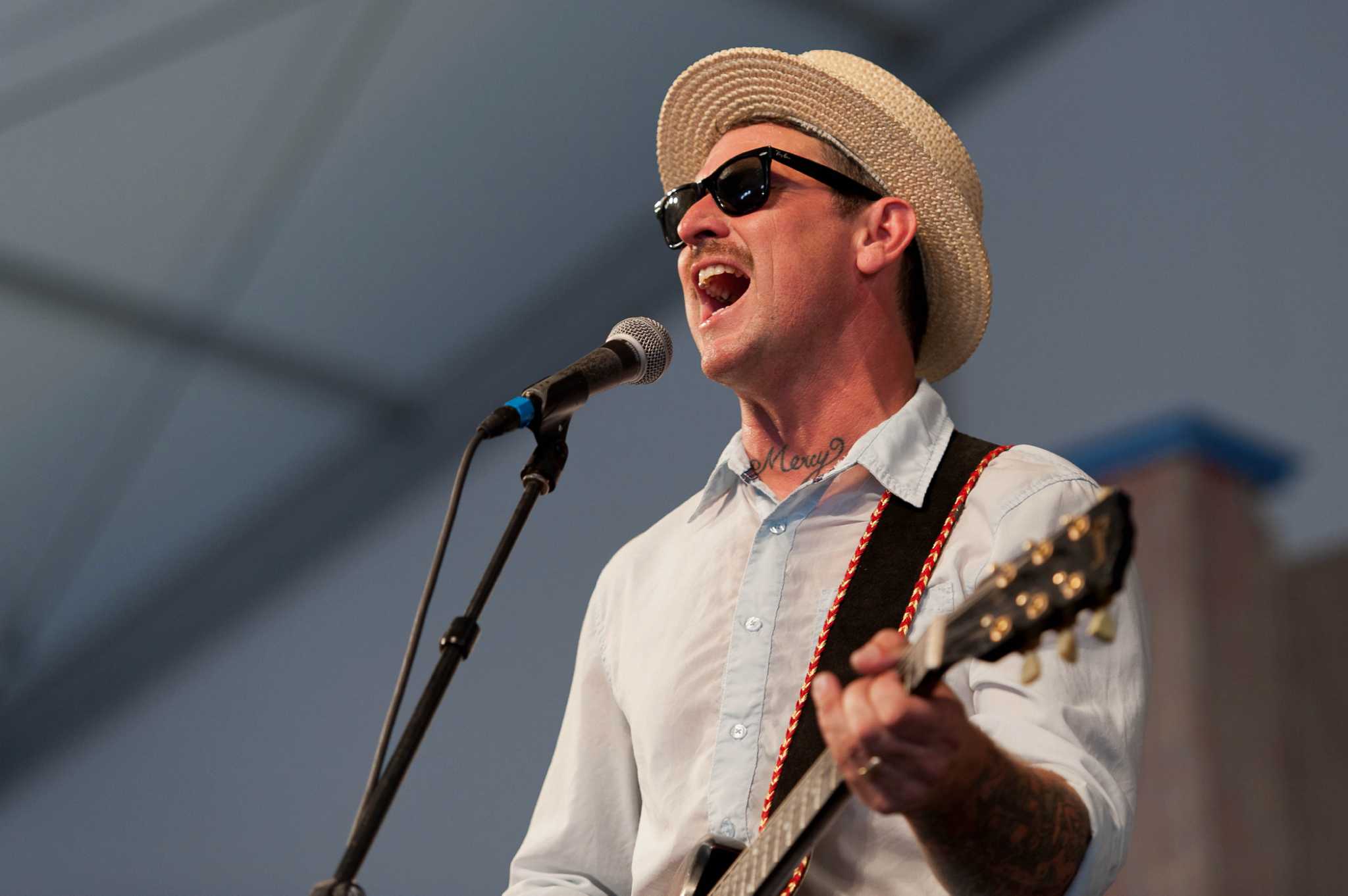 Eric Lindell at Red Square