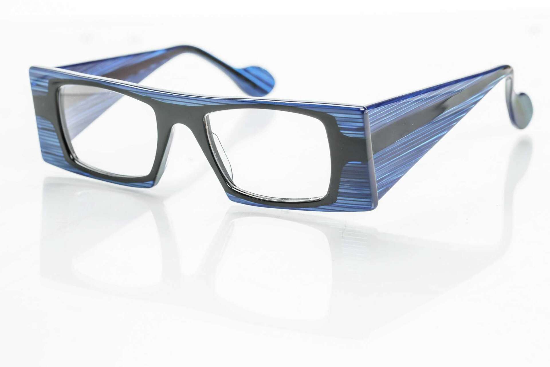 Top eyewear trends to try now