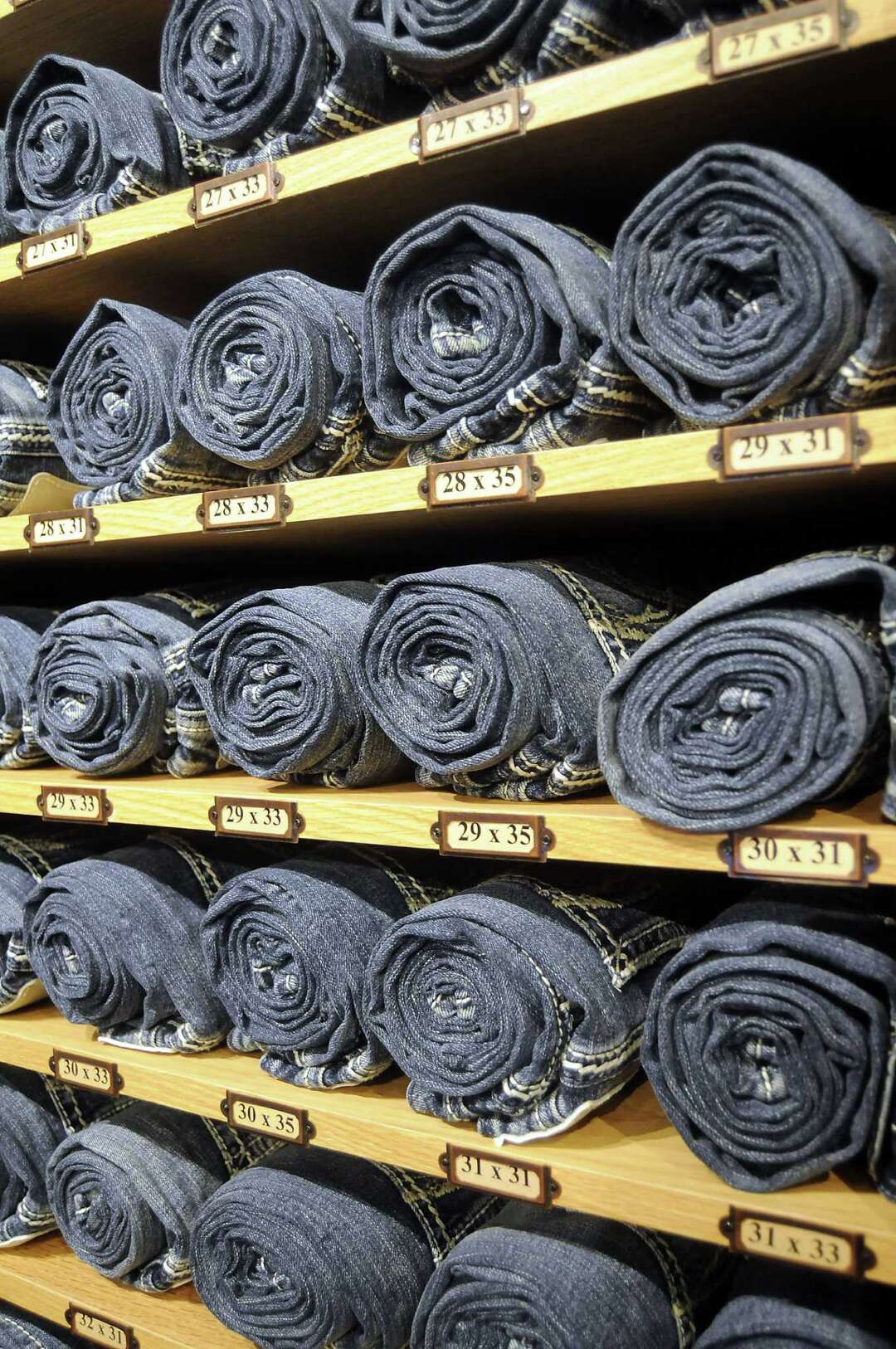 The Woodlands Mall gets a new denim store