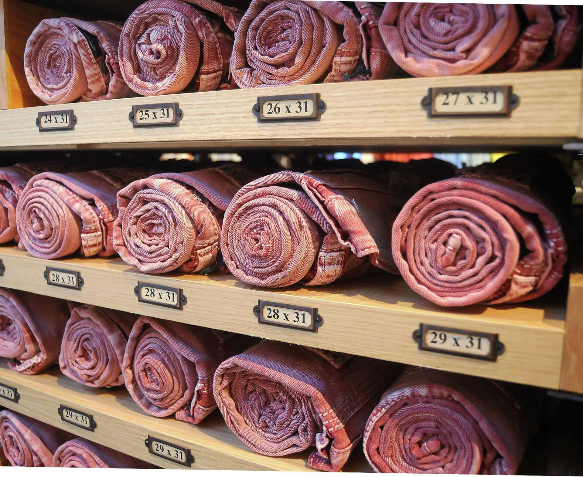 The Woodlands Mall gets a new denim store