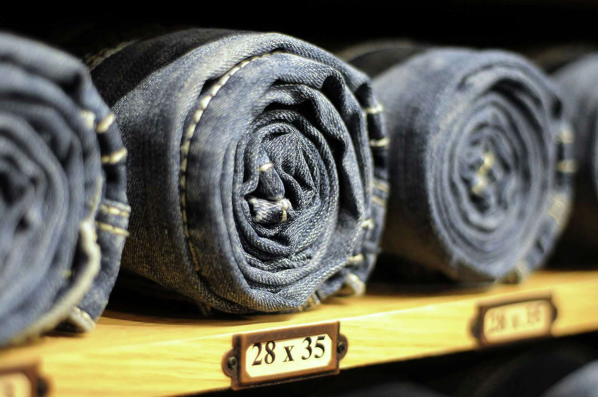 The Woodlands Mall gets a new denim store