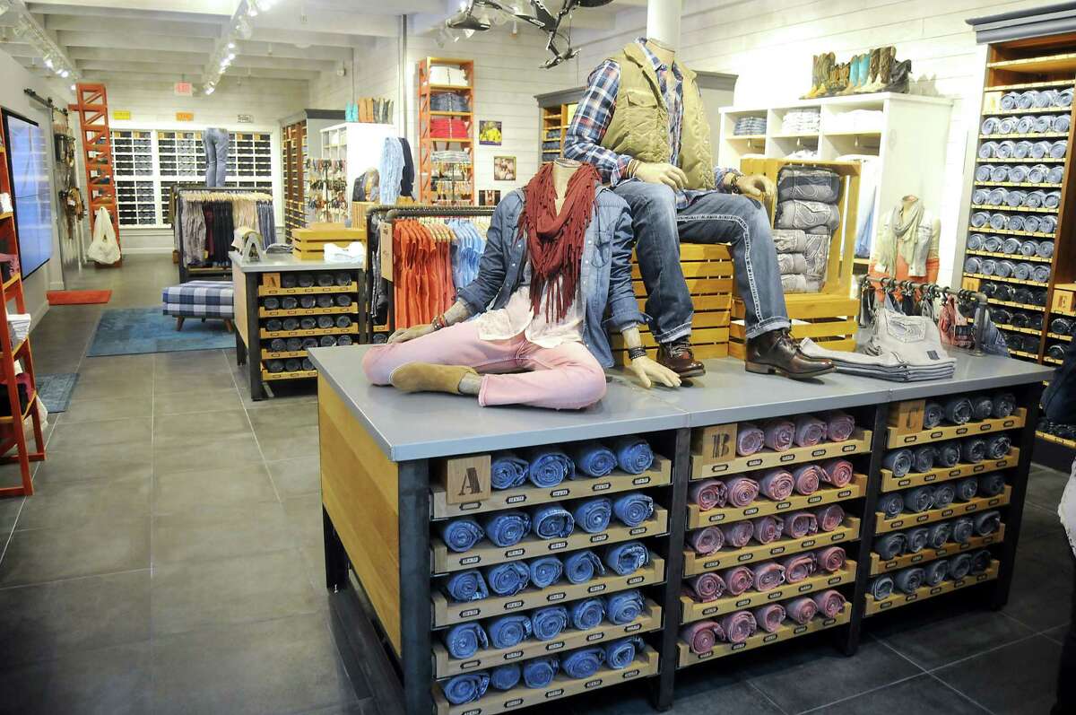 The Woodlands Mall gets a new denim store