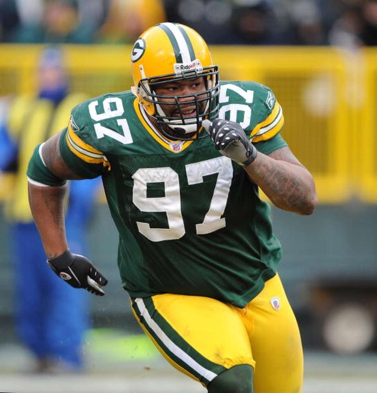 Ex-NFL player Johnny Jolly busted on drug charges, Aug. 22, 2017