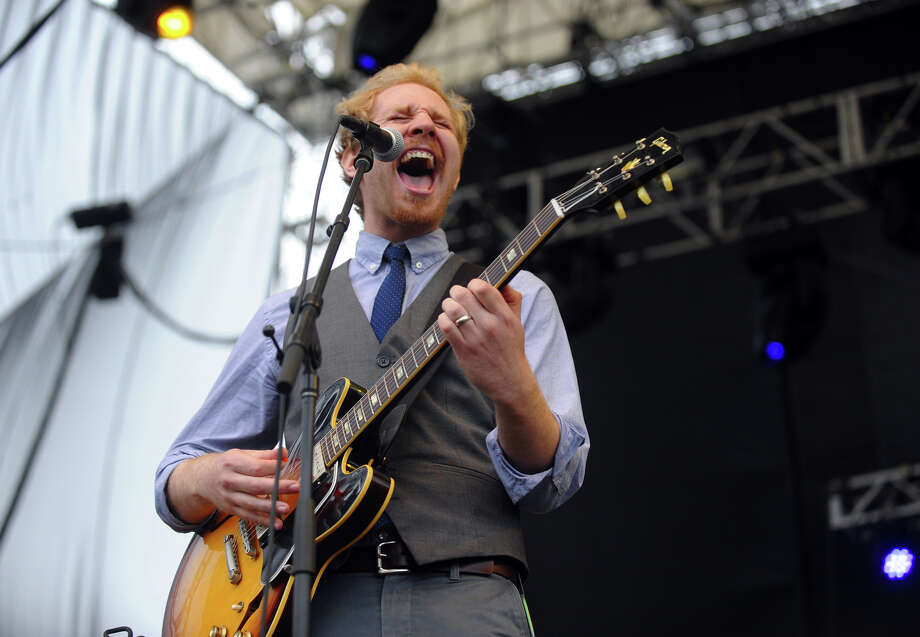 Gray skies, high spirits at Vibes - NewsTimes