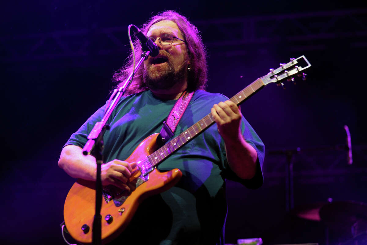 Gray skies, high spirits at Vibes