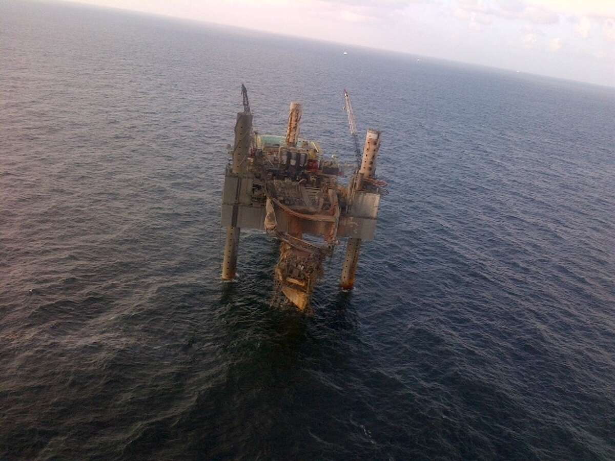 Nature steps in to quell runaway well