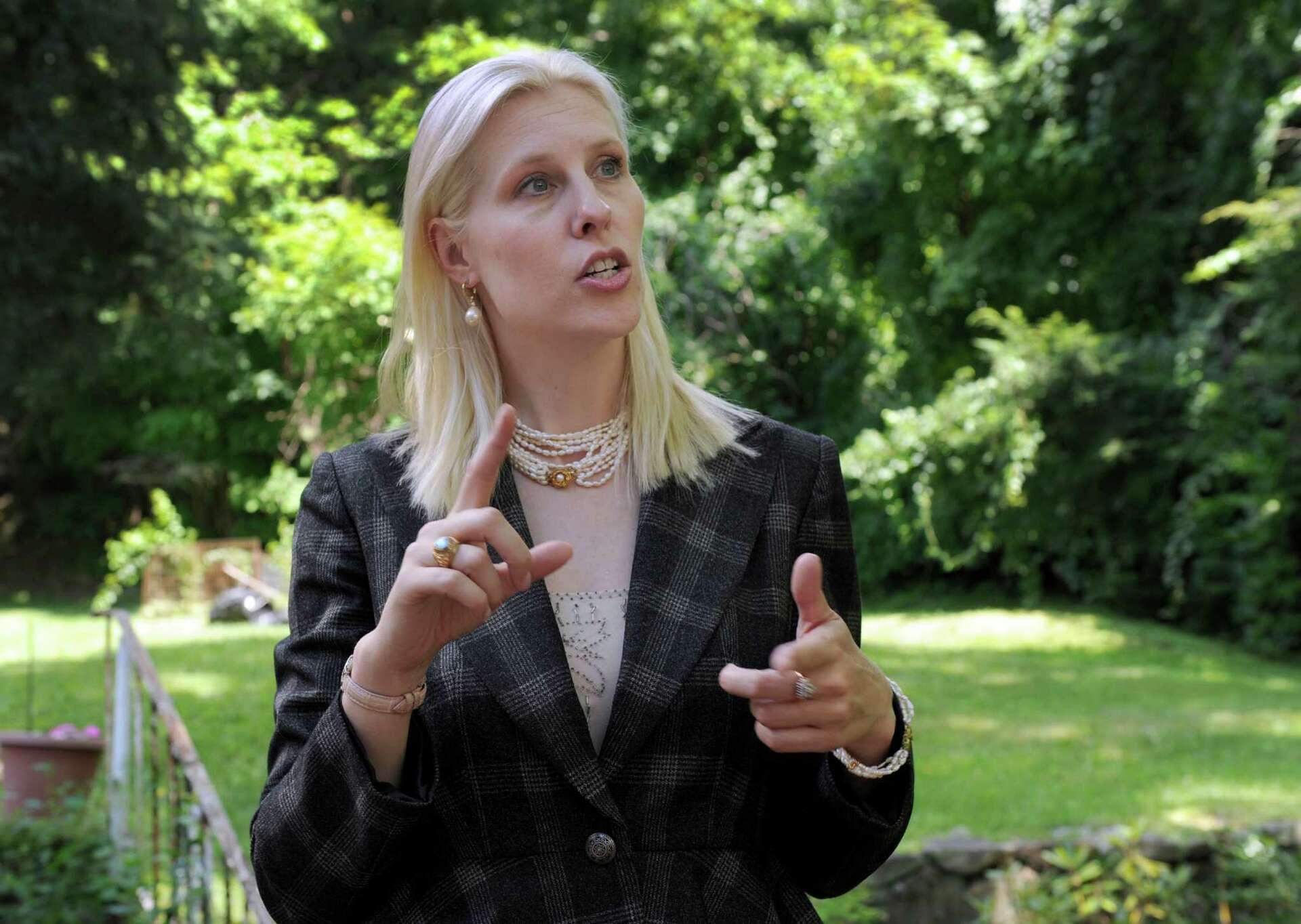 9/11 survivor creates Tails of Courage