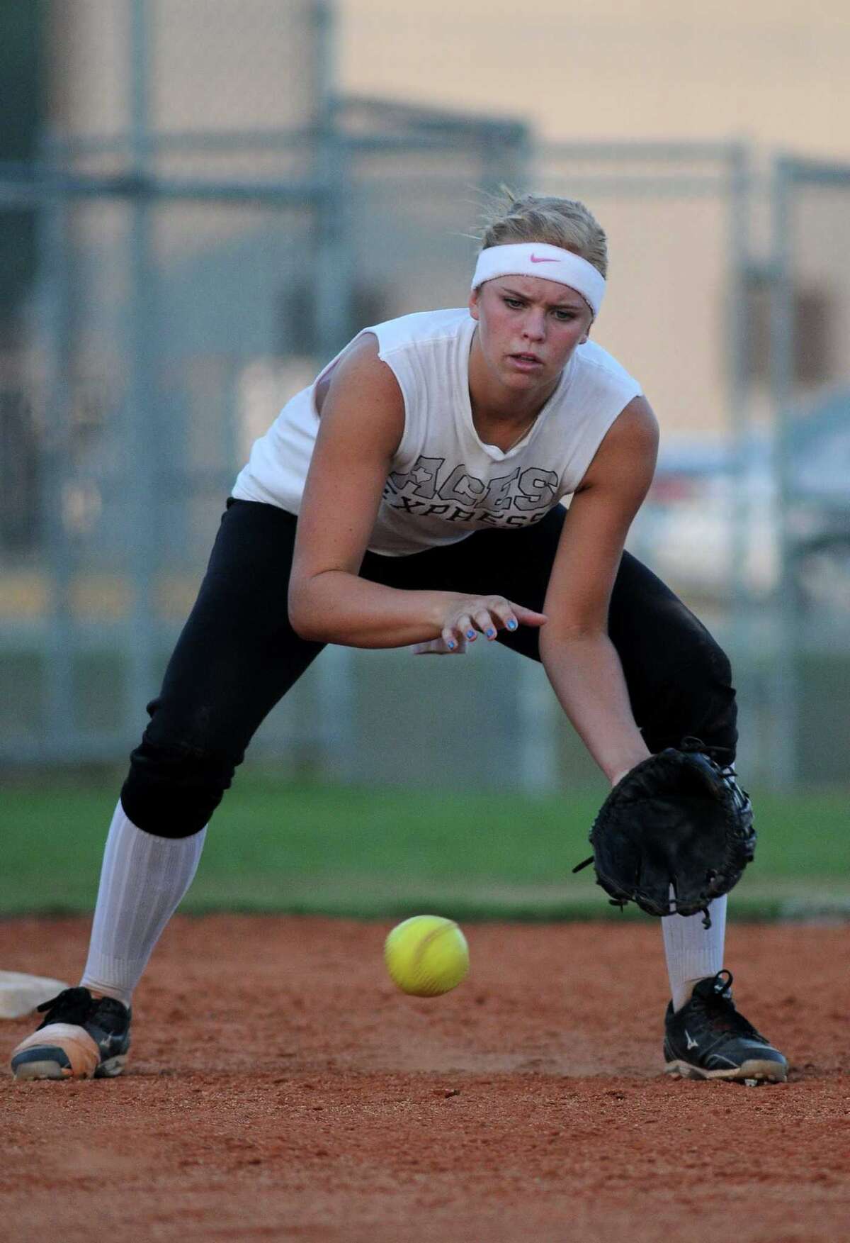 Star softball pitcher Show wins appeal to play for East Bernard varsity