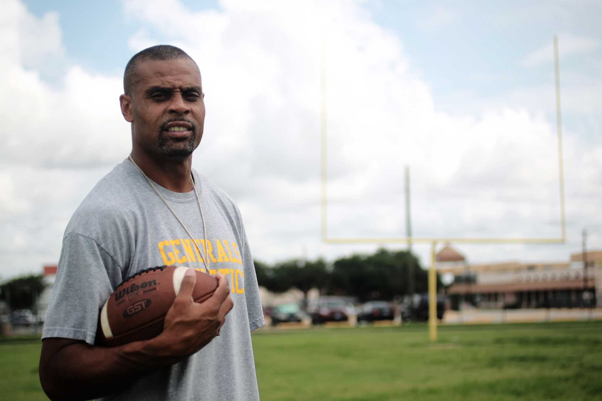 Lee football coach optimistic about the Generals' playoff chances