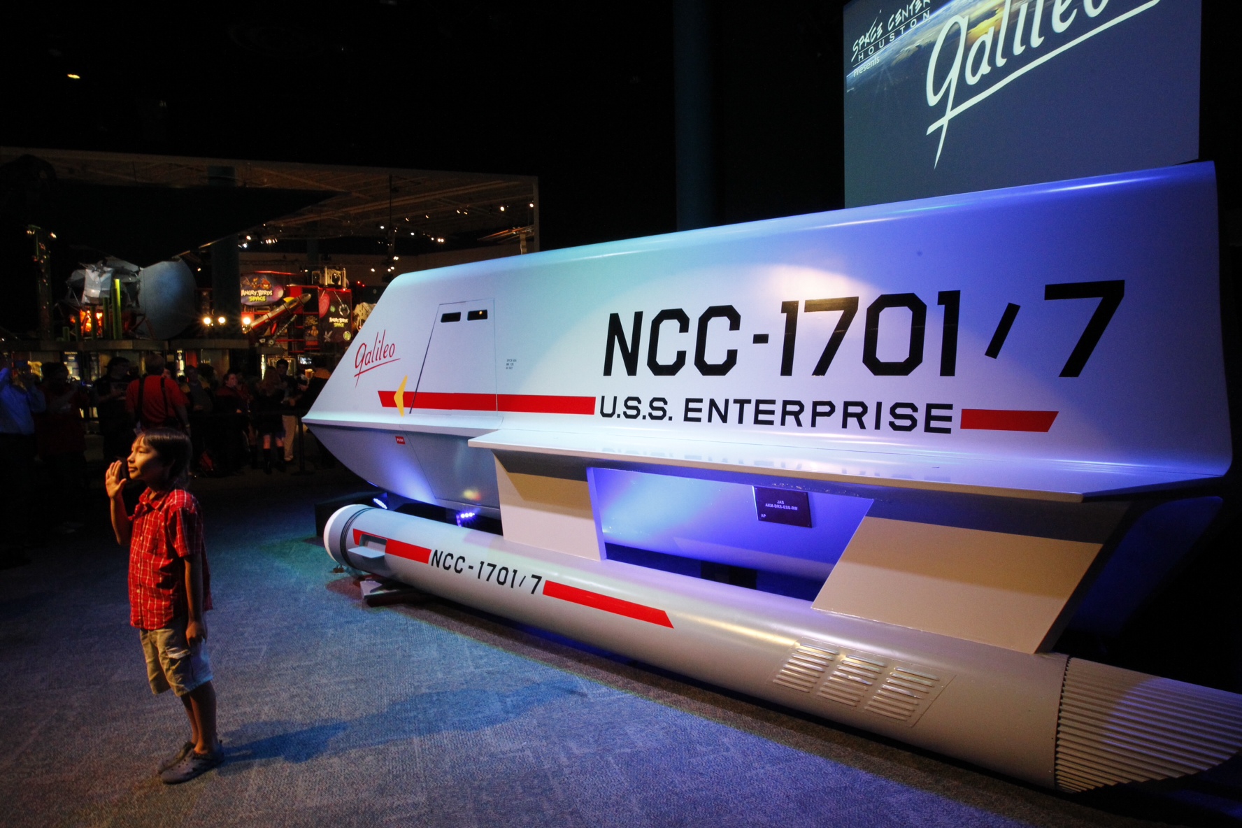 Restored 'Star Trek' shuttle unveiled for crowds in Houston