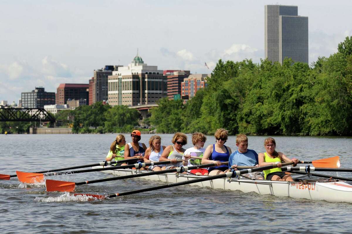 Photos: Rowing camp