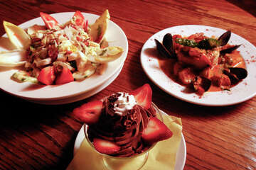 How to enjoy every country's food in World Cup in Houston