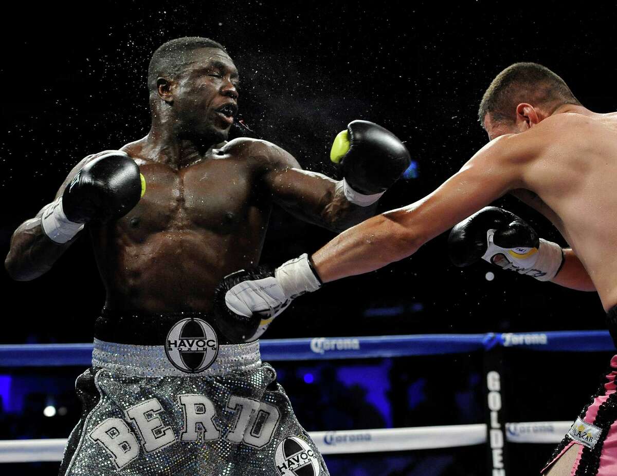 Weslaco's Figueroa unanimous champion at Knockout Kings II