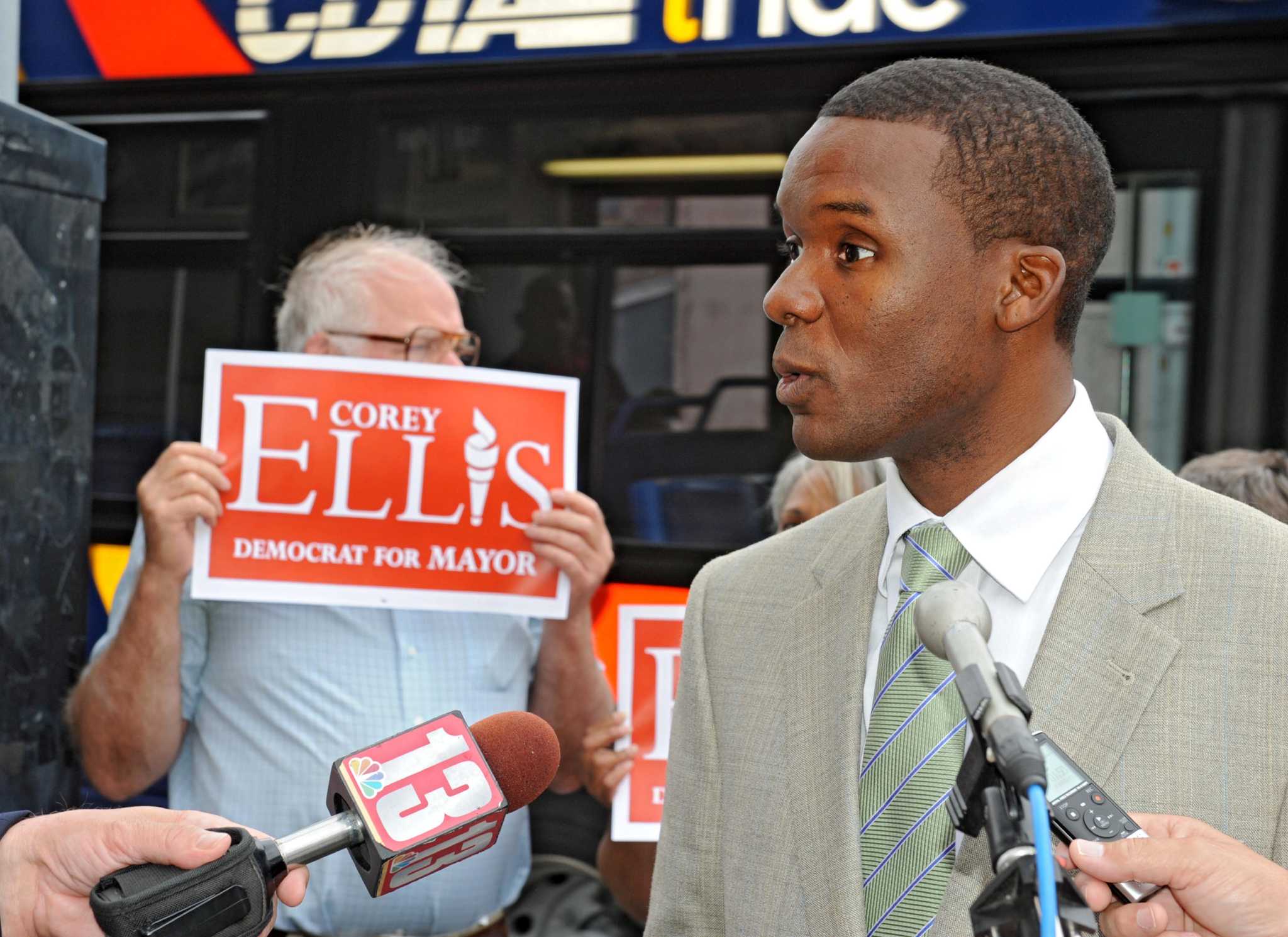 Inside Politics: Forget that poll; Ellis likes chances