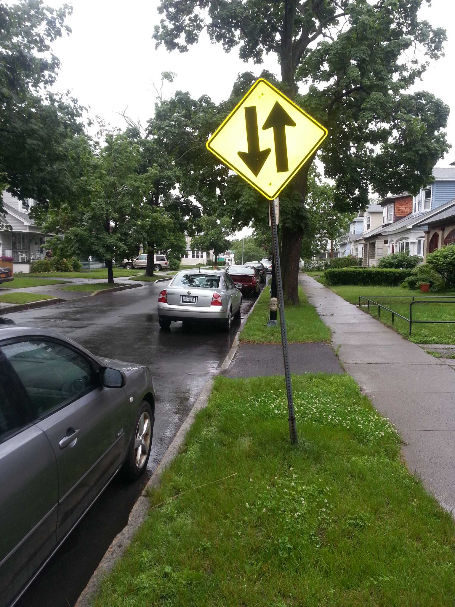Getting There: Why a 2-way sign on a 1-way street?