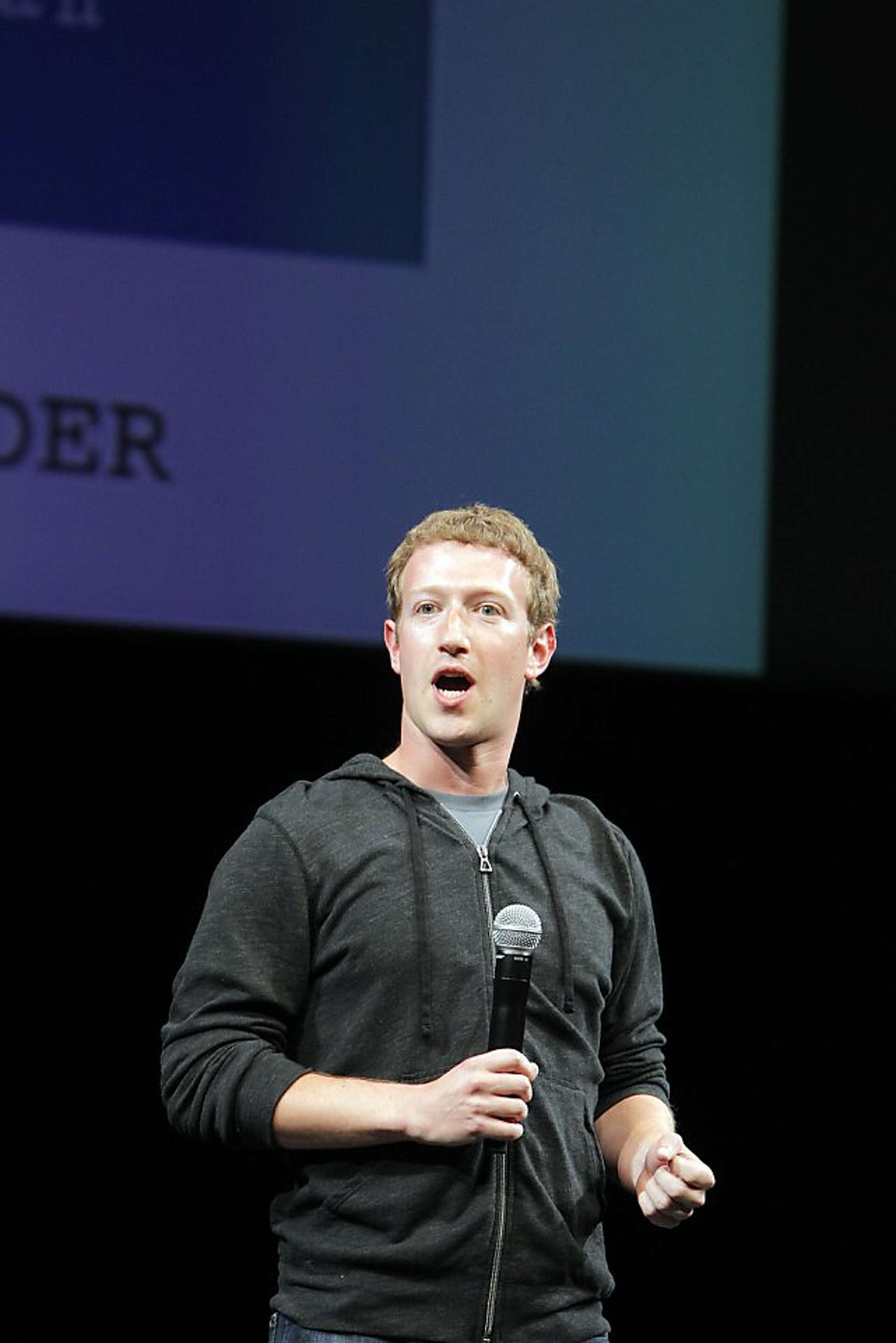Zuckerberg speaks out for immigration reform