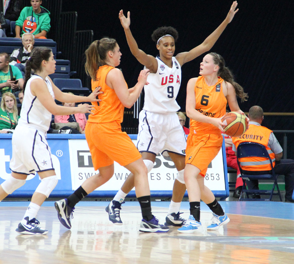 Basketball: Manvel's Turner a golden girl for USA team