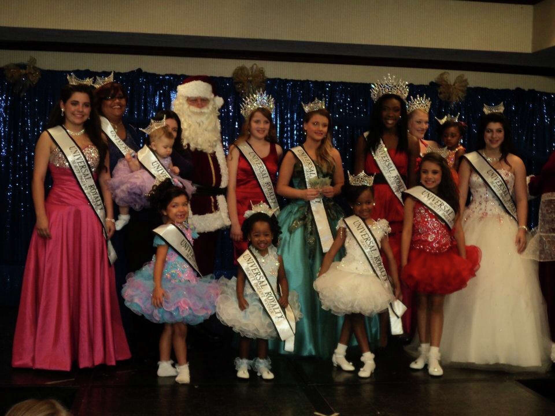 Toddlers, tiaras and puppy chow? Girls' beauty pageant to benefit ...