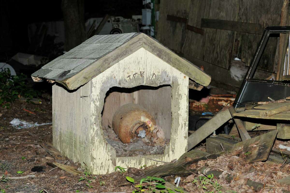 Pennsylvania junk dealer charged with killing 3