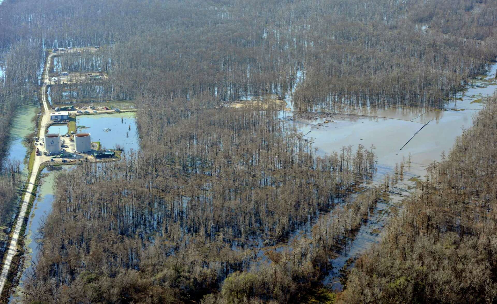 New seismic activity at huge sinkhole tied to Houston company