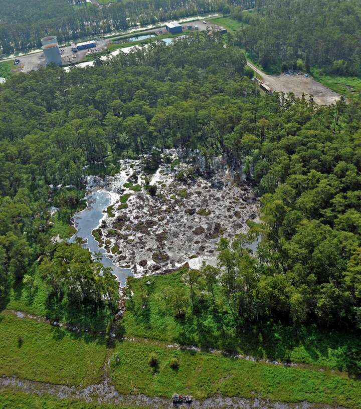 New seismic activity at huge sinkhole tied to Houston company