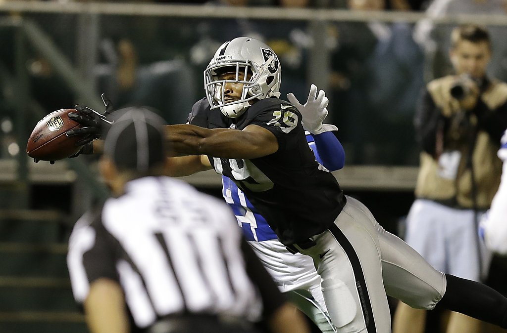 Unheralded rookies make a splash in Raiders' win
