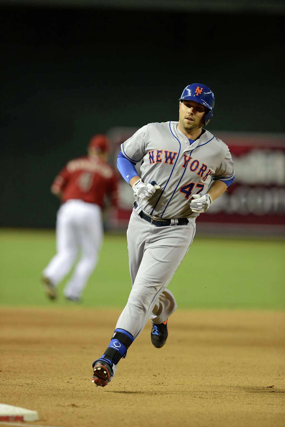 Brown delivers for Mets in a pinch