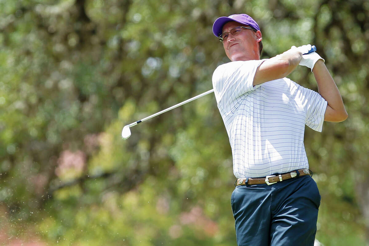 GSA golf title for seniors retained by Baugh