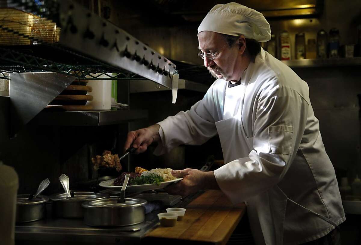 Contrasting Tyrolean Inn, Booka