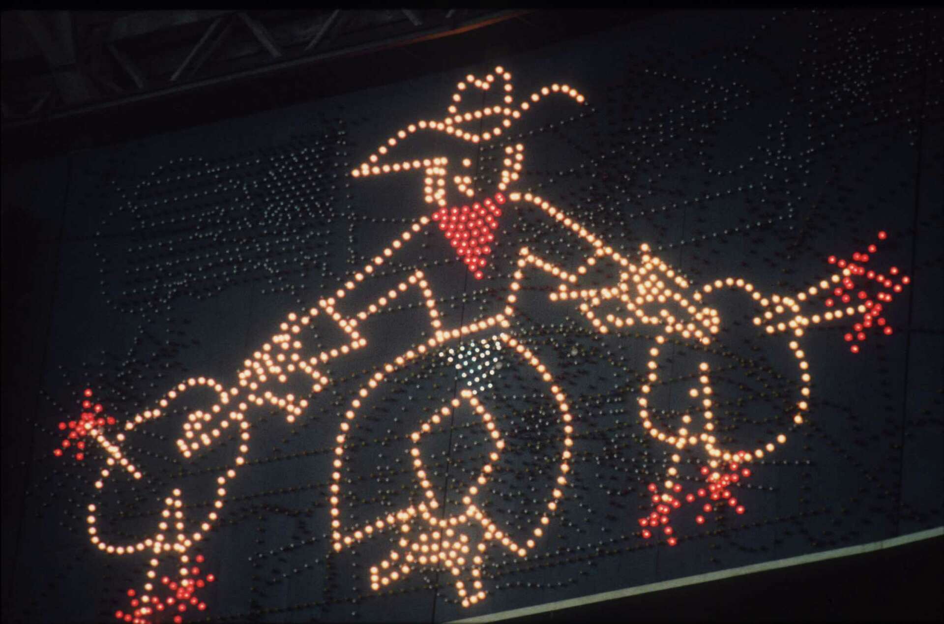 Remembering the old 'exploding scoreboard' at the Astrodome
