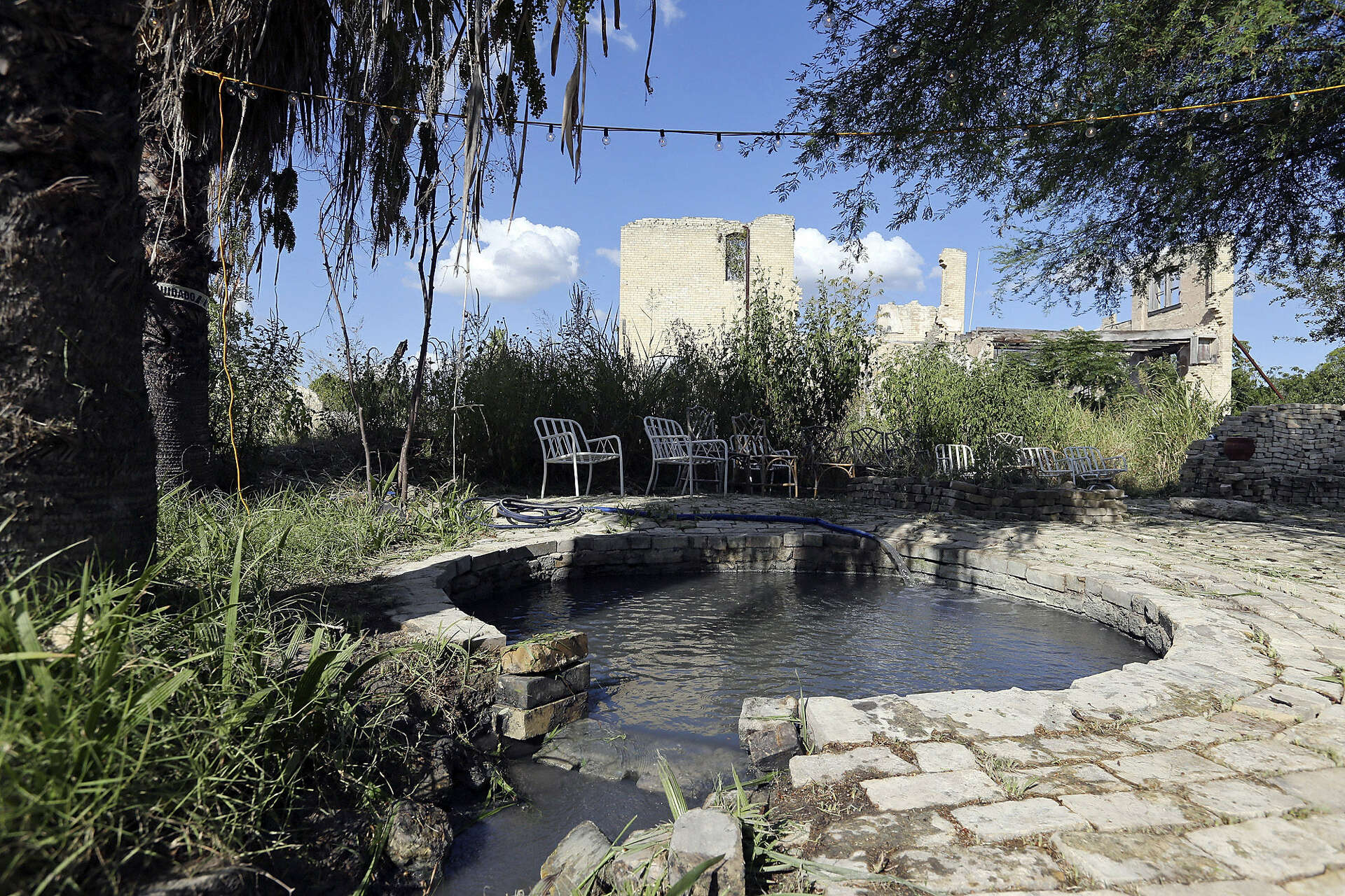 Iconic sulfur spring to be turned off after 120 years