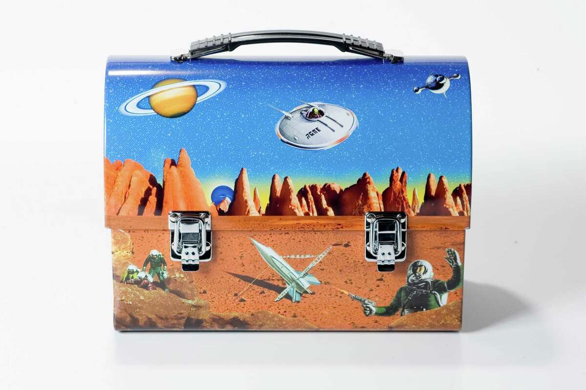 Lunch boxes 101: How to buy them. How to fill them