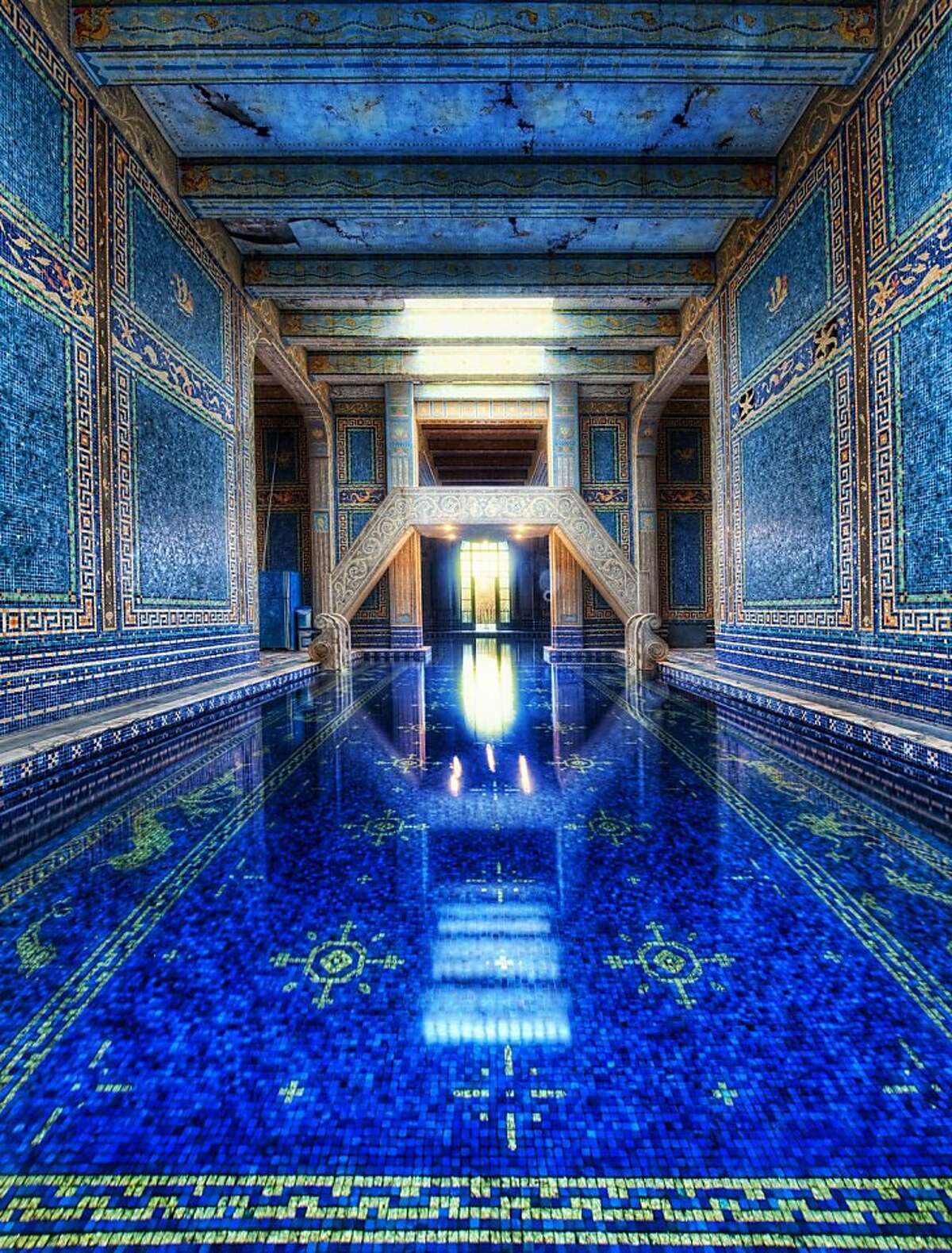 Hearst Castle to bring back its night tours this month