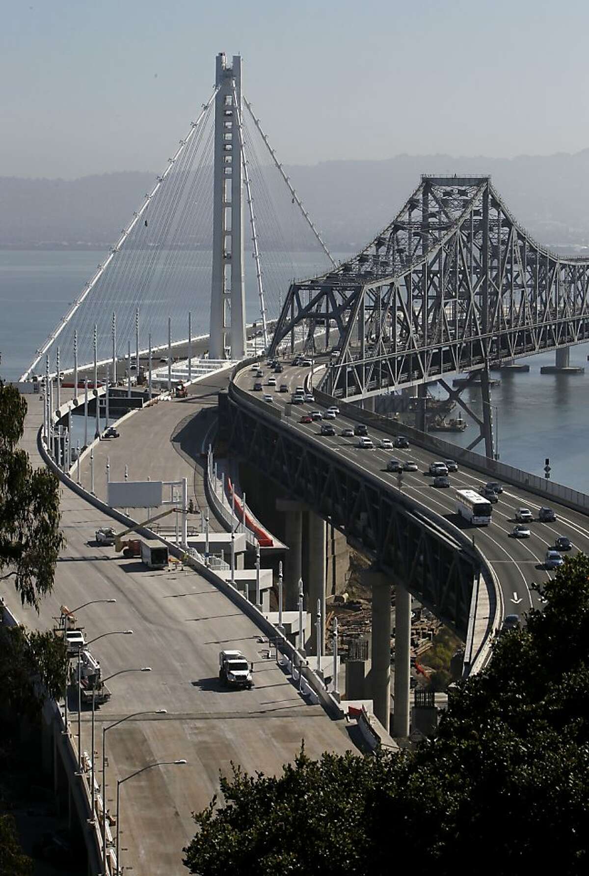 Bay Bridge could open on Labor Day