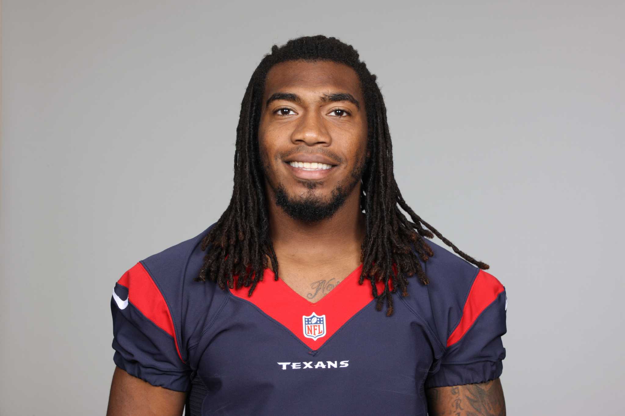 Reed on active roster as Texans make final cuts