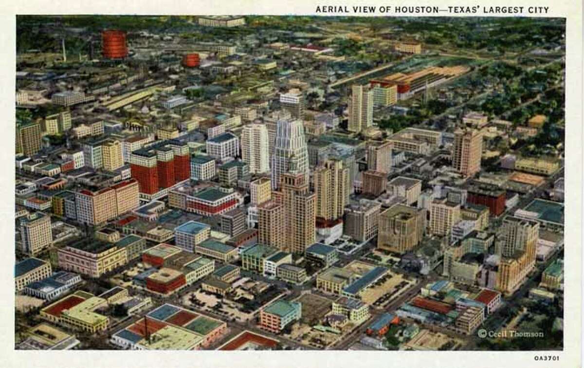 Greetings from Texas! A state cultural history in postcards