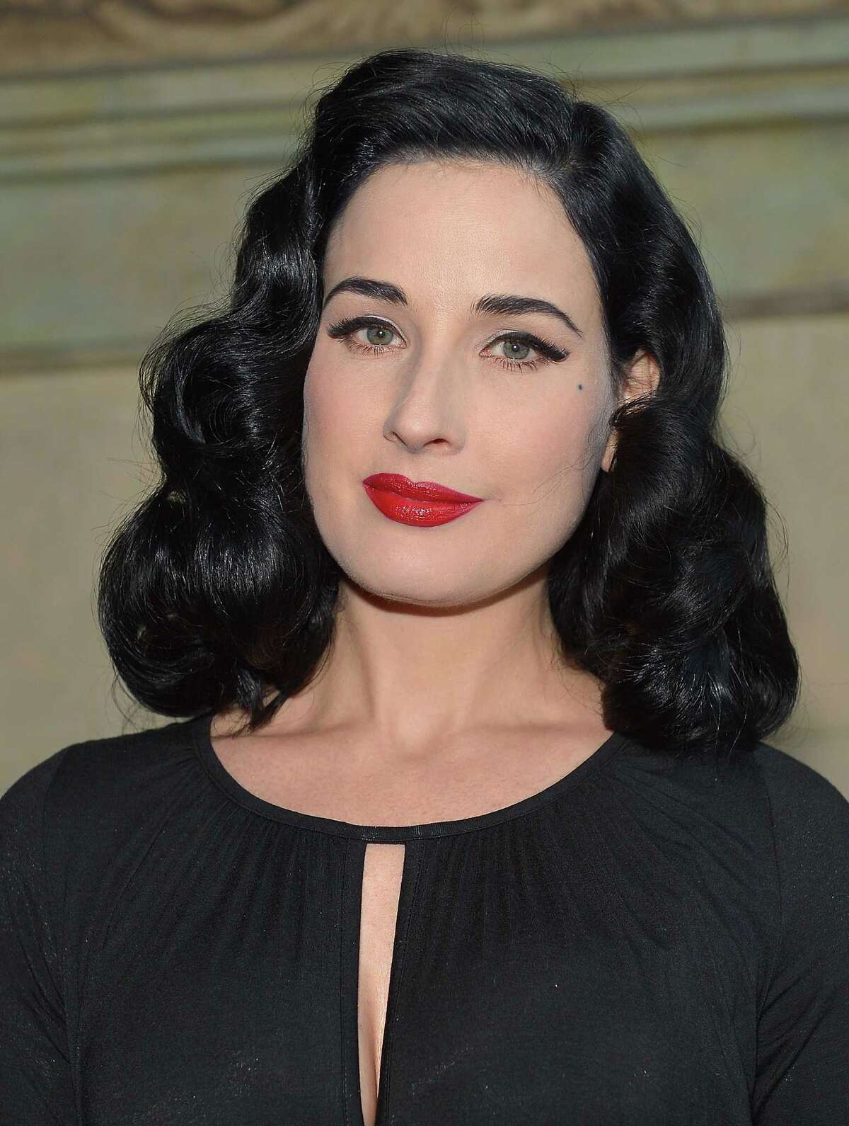 Guess the celebrity alias