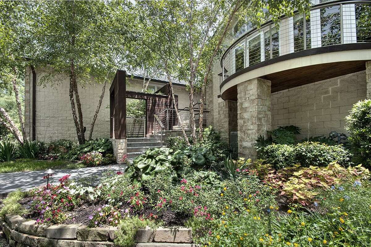 See the River Oaks home owned by Trump's host, Tony Buzbee