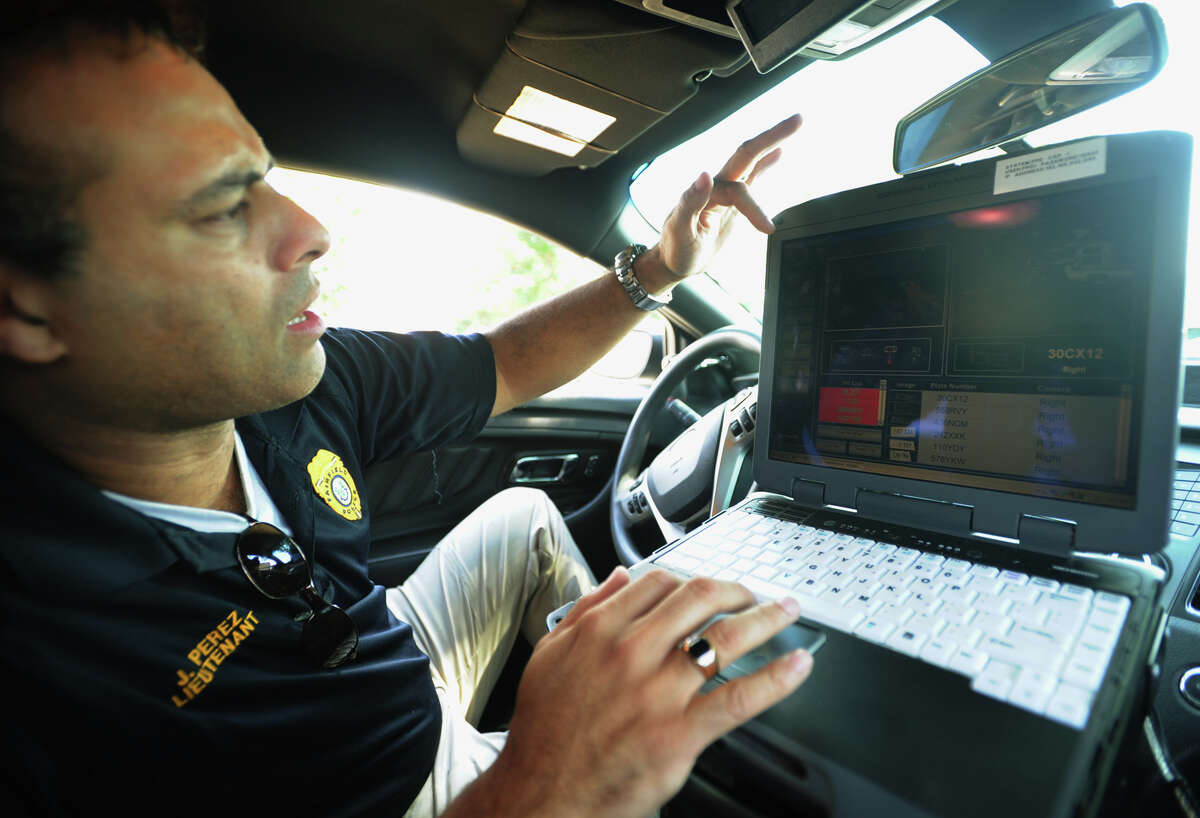 Pros, cons seen in license plate readers