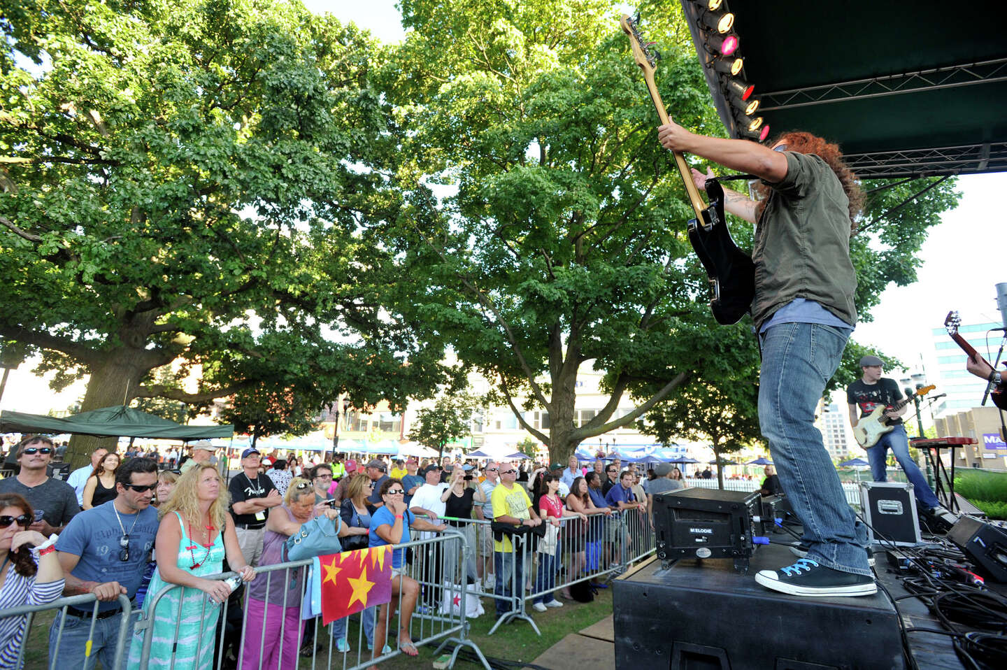 Alive@Five closes season with Michael McDonald