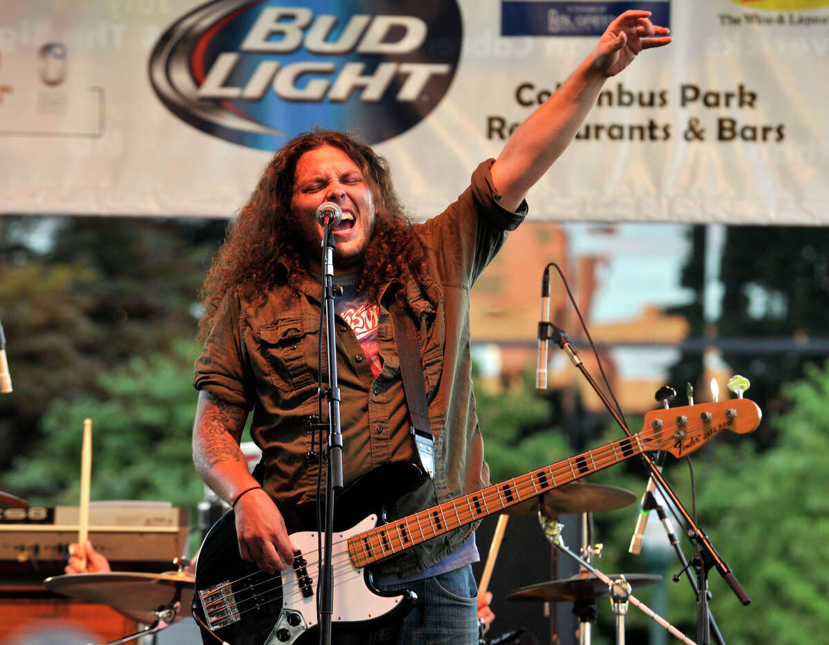 Alive@Five closes season with Michael McDonald