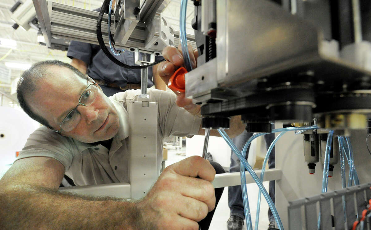 Danbury woos Pitney Bowes