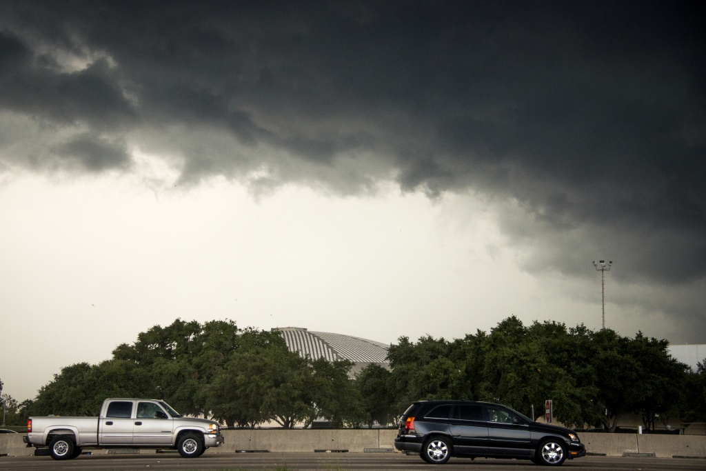 Power coming back to most homes after wind and rain storm